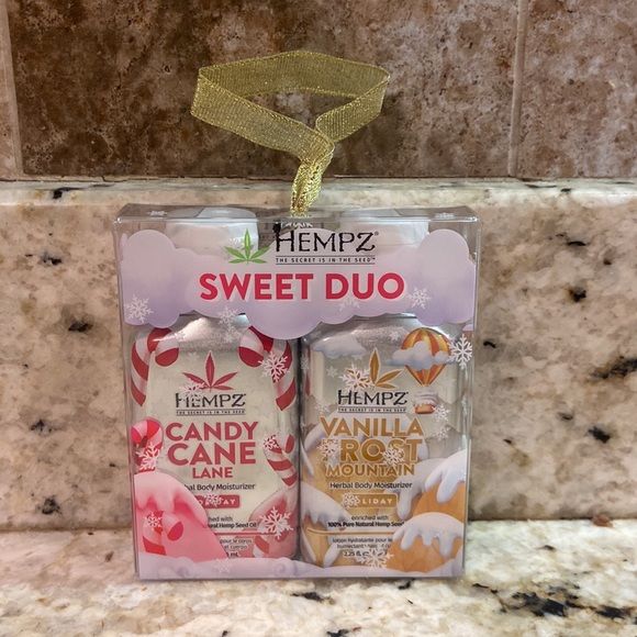 Hempz | Bath & Body | Hempz Sweet Duo Candy Cane And Vanilla Frost Body ...